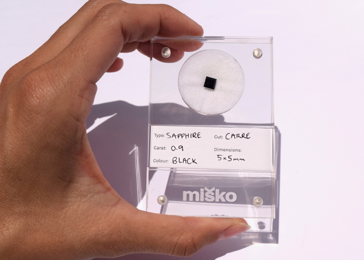 BLACK CARRE SAPPHIRE | Miško Jewellery